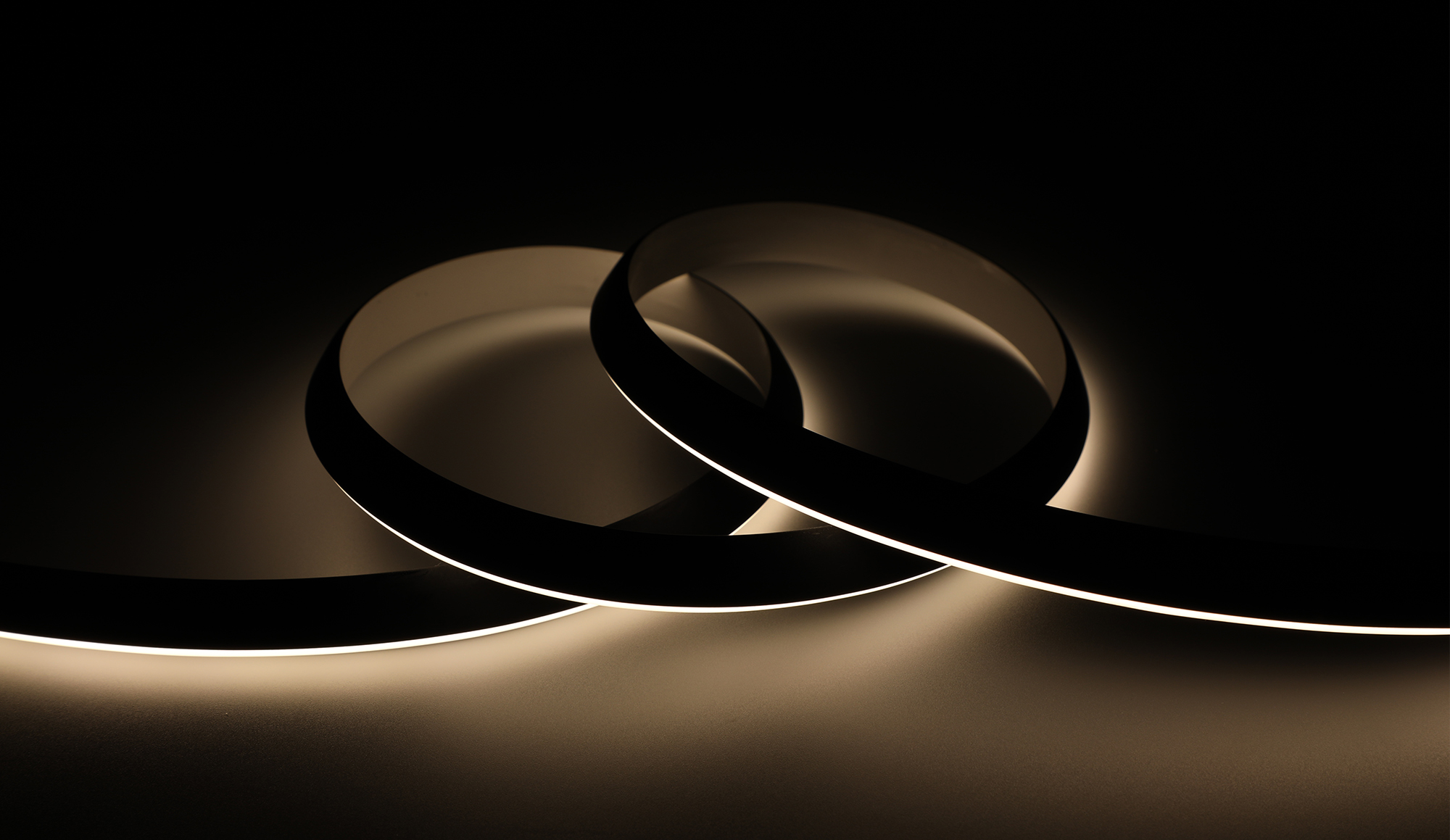 General Lighting - Angled Series - Asymmetric Surface-Mounting - Top ...